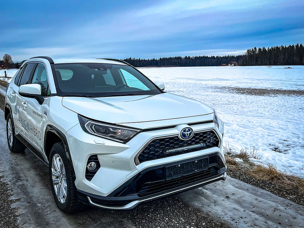 Toyota Rav4 Plug-in Hybrid (2020+) Grille Kit | Race and Rally